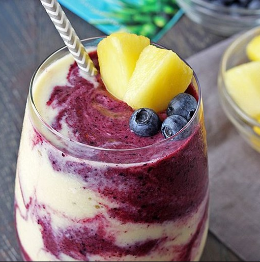Blueberry Pineapple Galaxy Smoothie | RECIPES 8