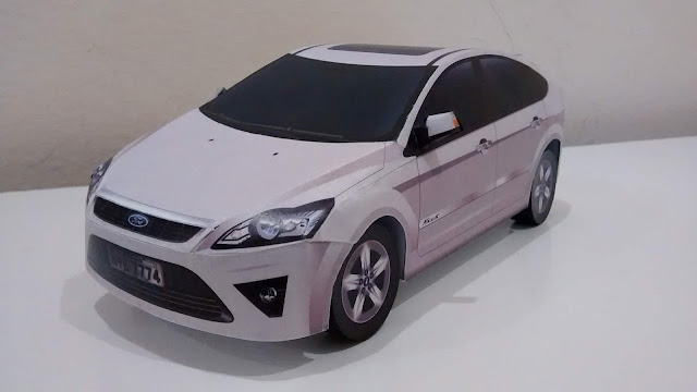 Ford Focus - F1 Paper