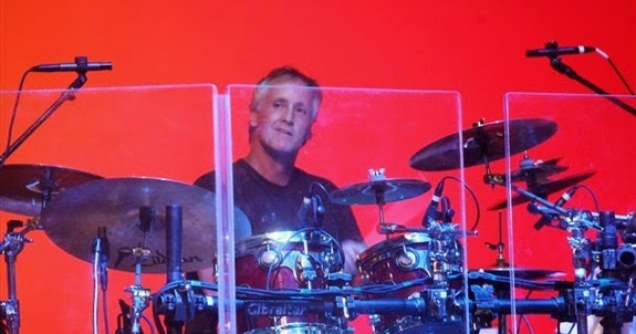 Rockfile Radio Rock Files: Happy Birthday STAN LYNCH (video)