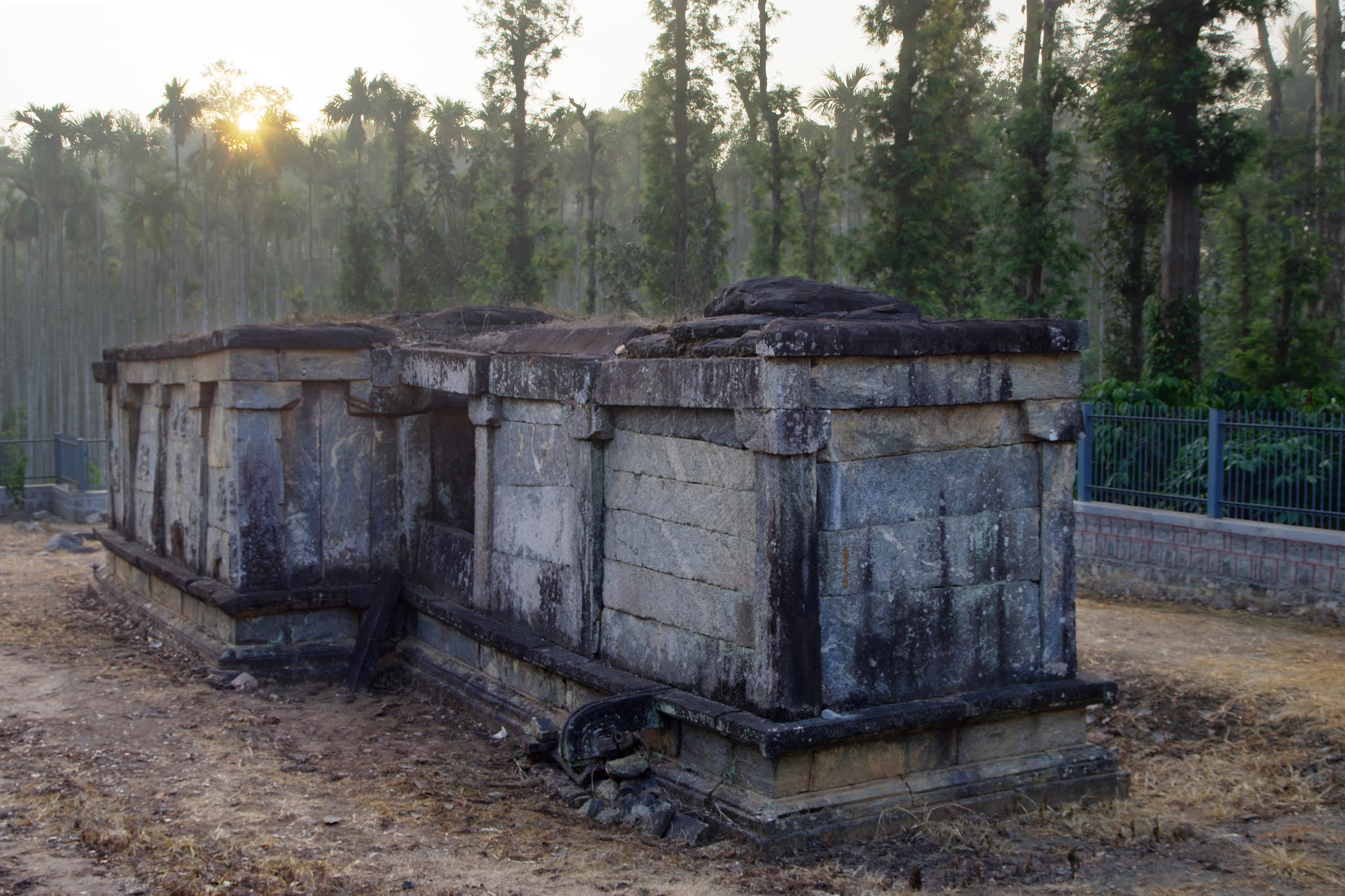 Panamaram Jain temples: A photo blog
