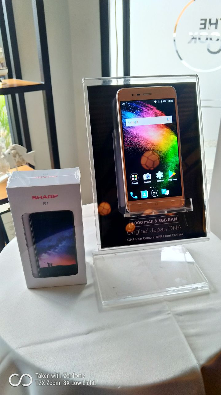 SHARP R1, Smartphone Dibawah 2 Jutaan dengan Speksifikasi yang Mantab ...