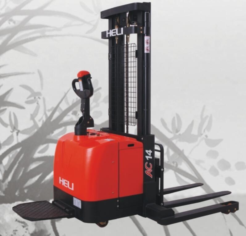 Stacker elektrik HELI
