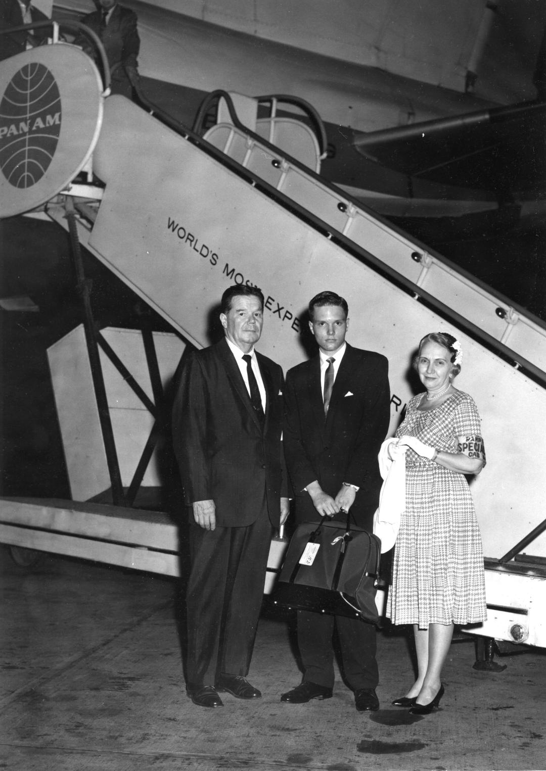 Taking Giant Steps: Postmodern Renaissance Man: Gordon Ball ...