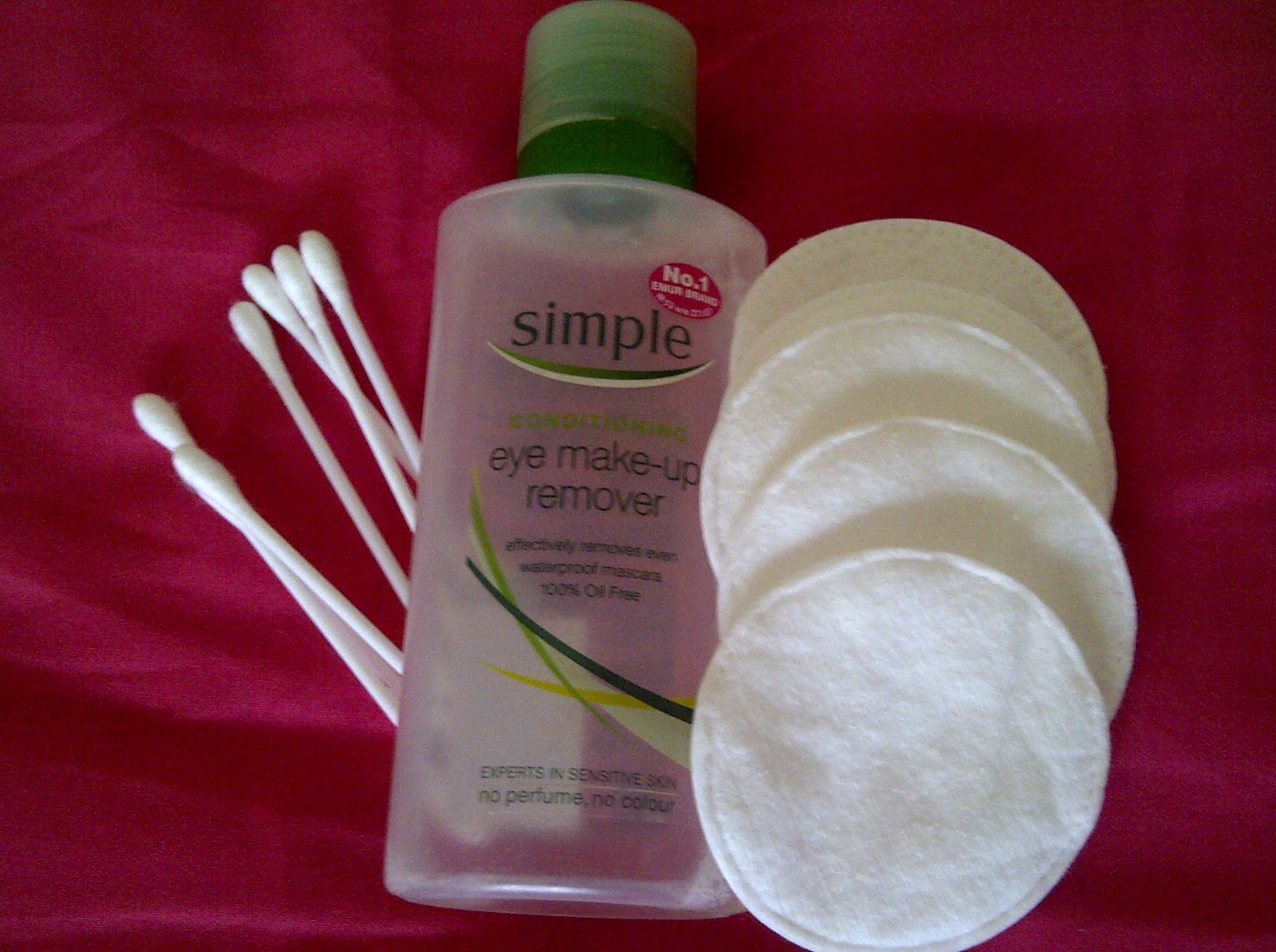 Meg's Boutique: Review- Simple spotless skincare range, part 1