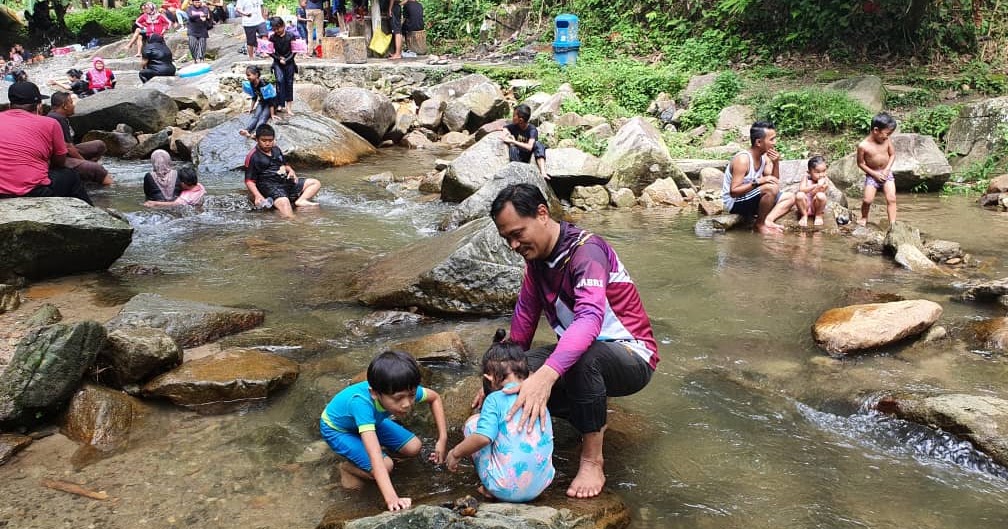 Qisas: AIR TERJUN SUNGAI GABAI KAMPUNG SUNGAI LUI