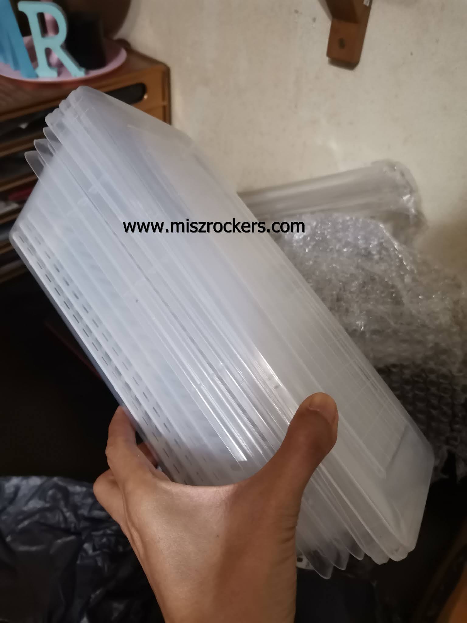 SUSUN ATUR : CARA KEMAS PETI AIS LEBIH TERATUR | Ceritera Si Gadis Biru