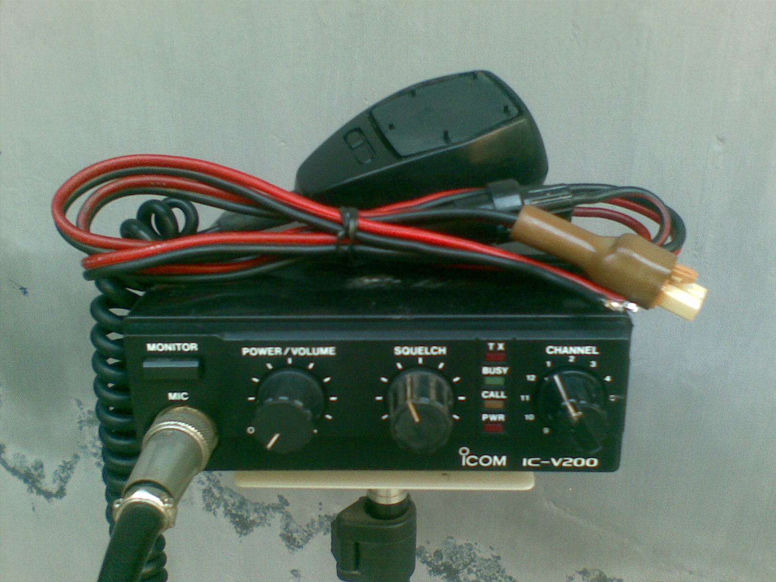 rakom-qu: Khusus yg pengalaman pakai Icom IC-V200