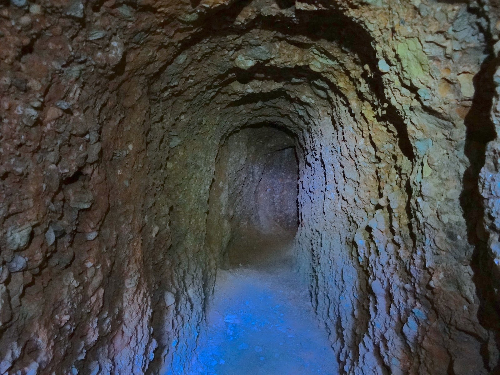 Sant Llorenç del Munt: Avenc del Pou, la mostra dels esforços del mas ...