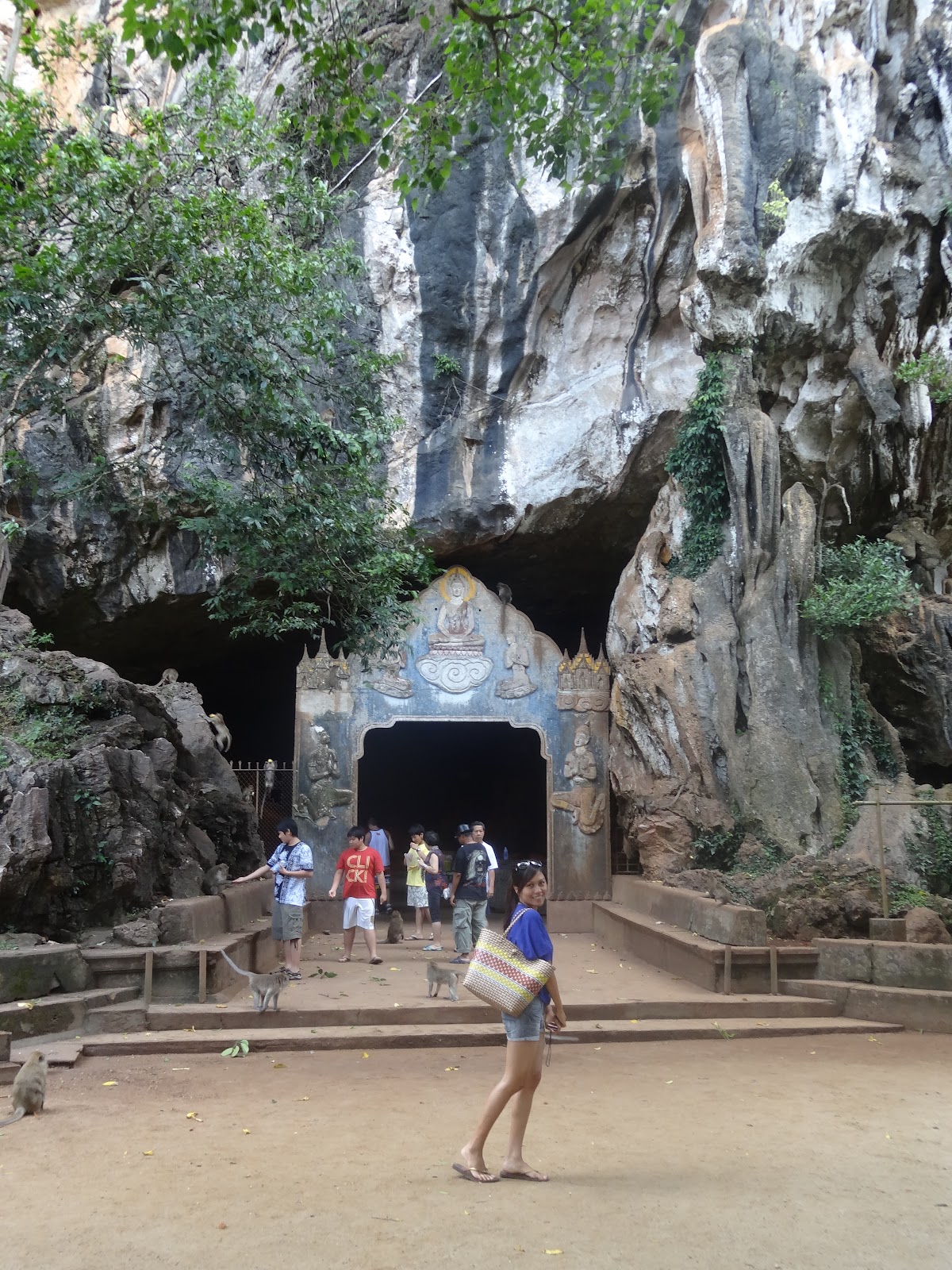 Ina Sesa: Monkey Cave Temple... ( Phuket ) Thailand 2012
