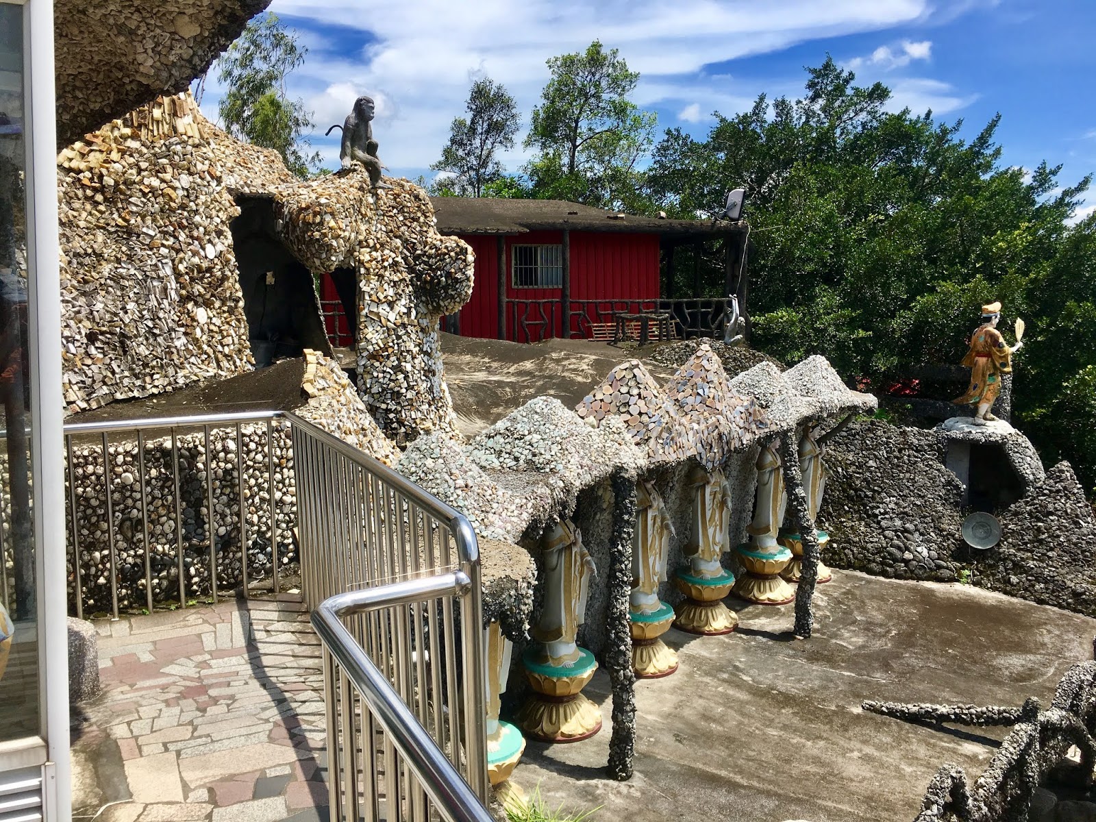 Exploring Kaohsiung's Unusual Stone Temple - My Life Abroad