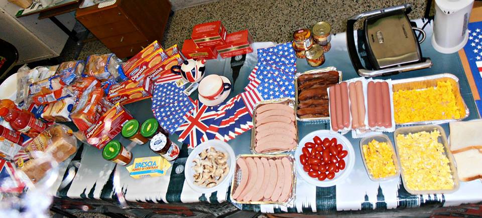 Miss Alex English Teacher: BREAKFAST IN THE CLASSROOM!