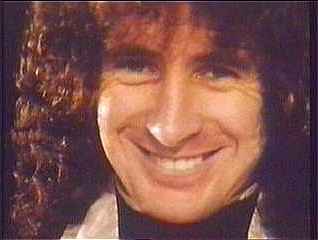 CEREBROS EXPRIMIDOS: BON SCOTT... A 31 Años de Tu Partida