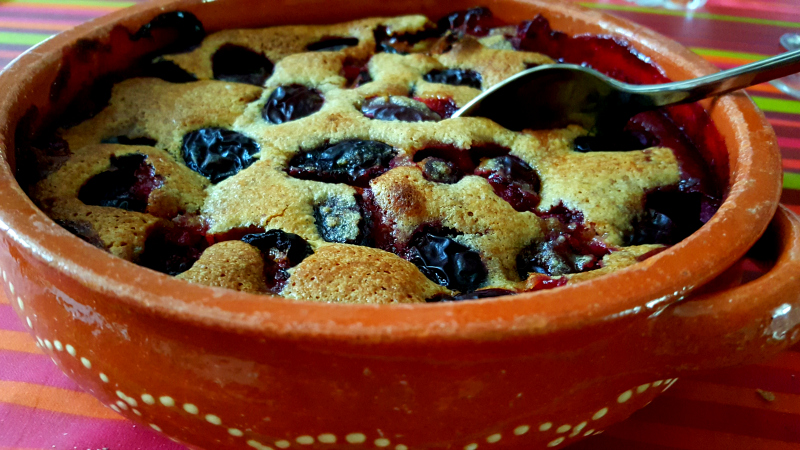 La cuisine & Claudine: Clafoutis aux prunes violettes, sans lactose et ...