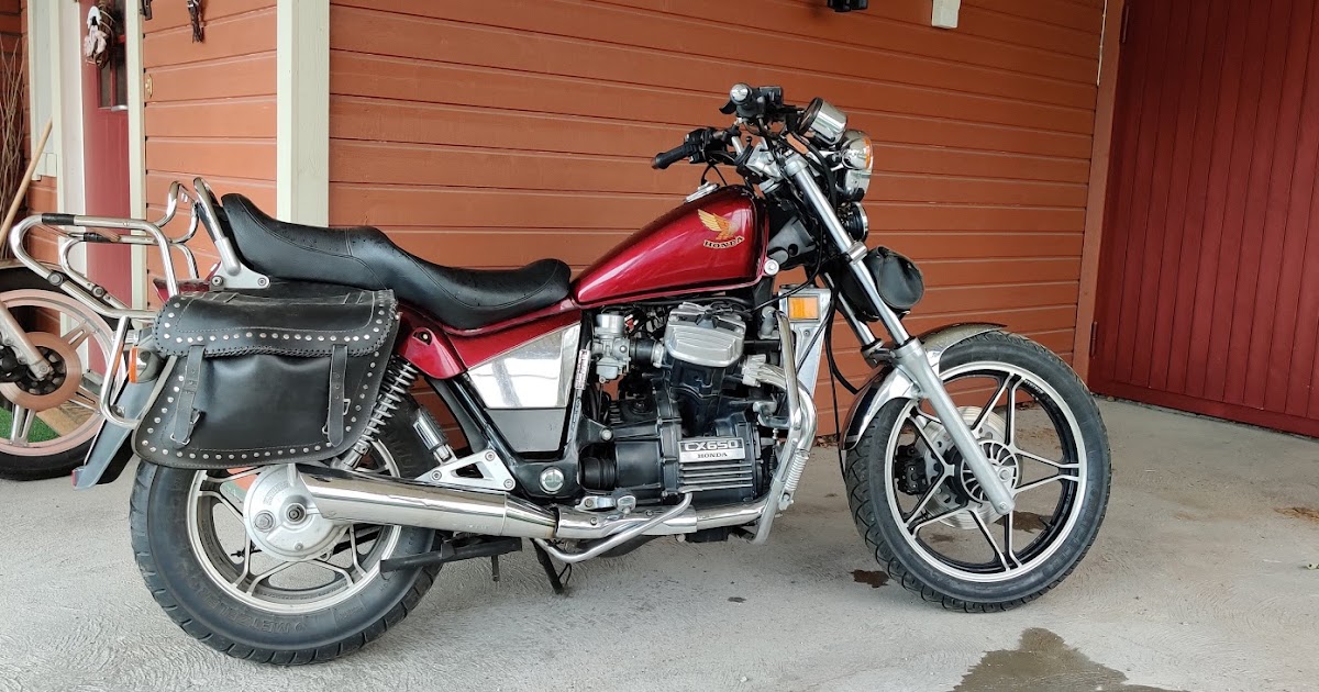 Tuumaustauko - asiaa moottoripyöristä: Honda CX650 Custom