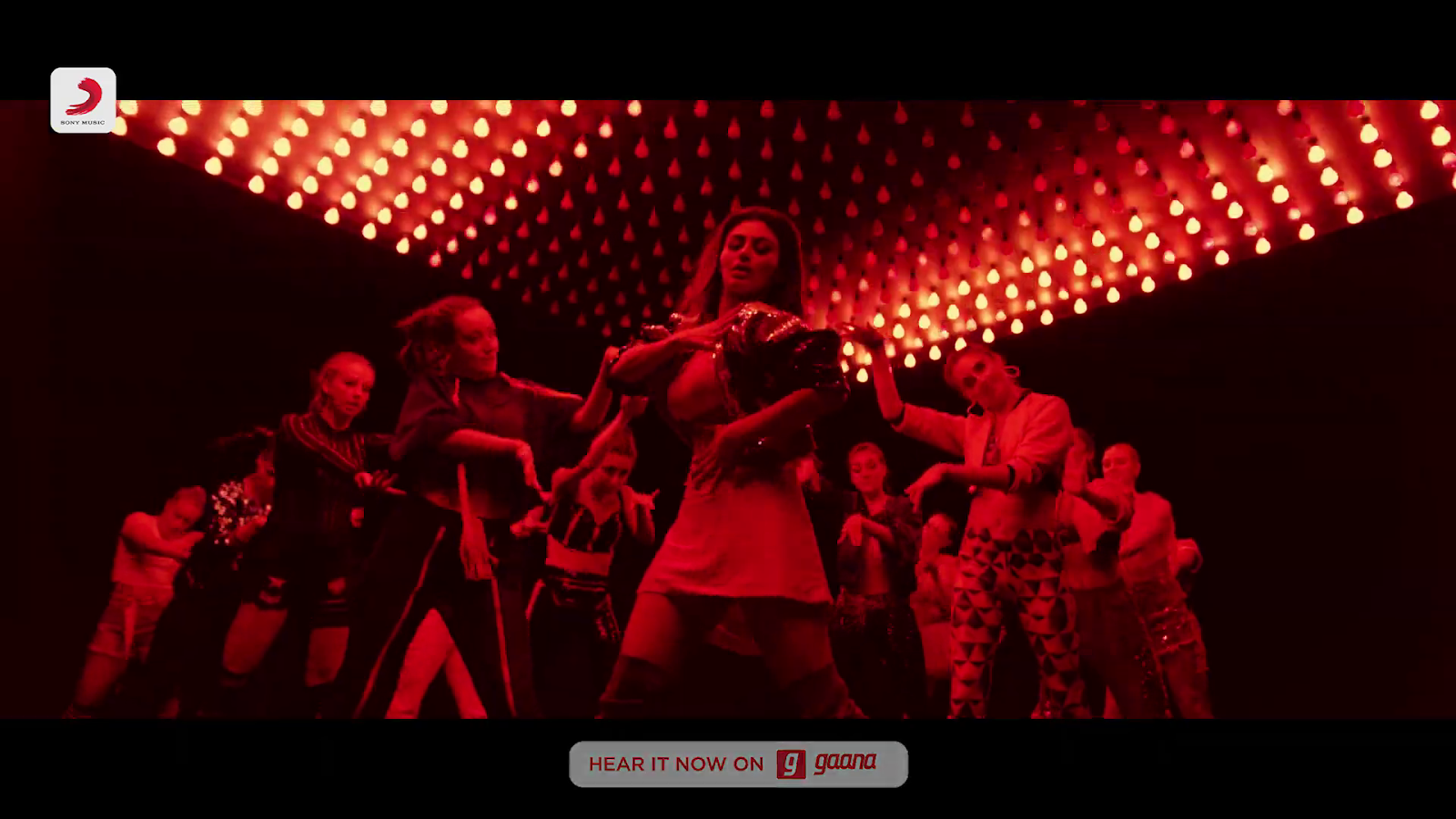 STARS INDIAN OF INDIAN TELEVISION: Mouni Roy looking stunning in The ...