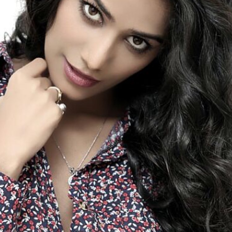 Poonam Pandey Indian Model Picutre And Instagram Photo Collection ...