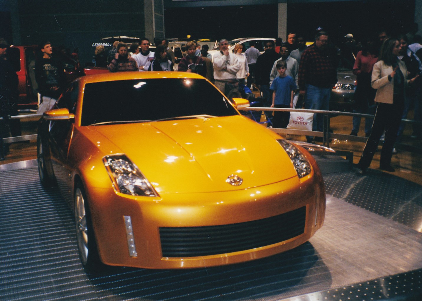 AutoTour: Nissan Z Concept