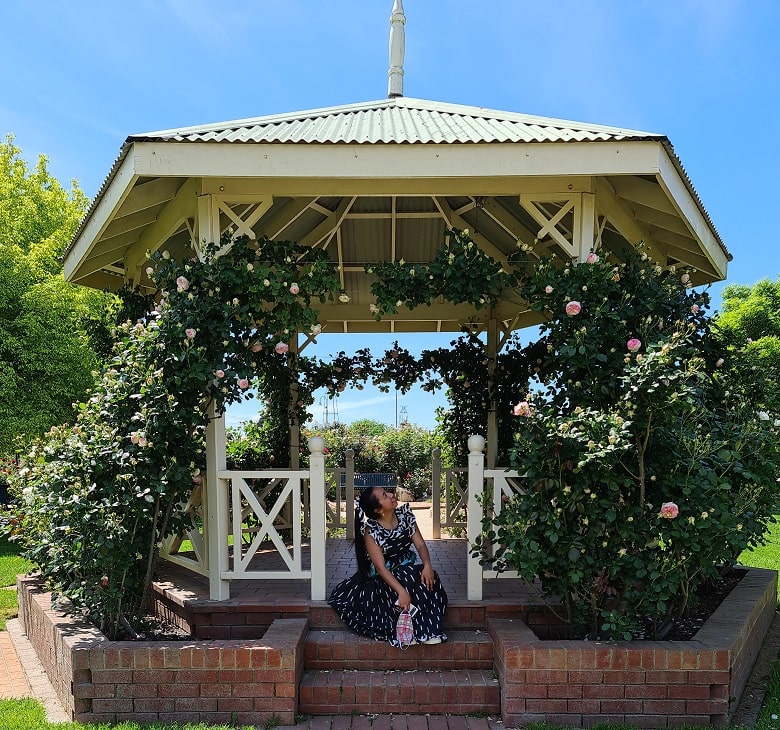 When life is full of roses | Morwell Centenary Rose Garden - For Urban ...