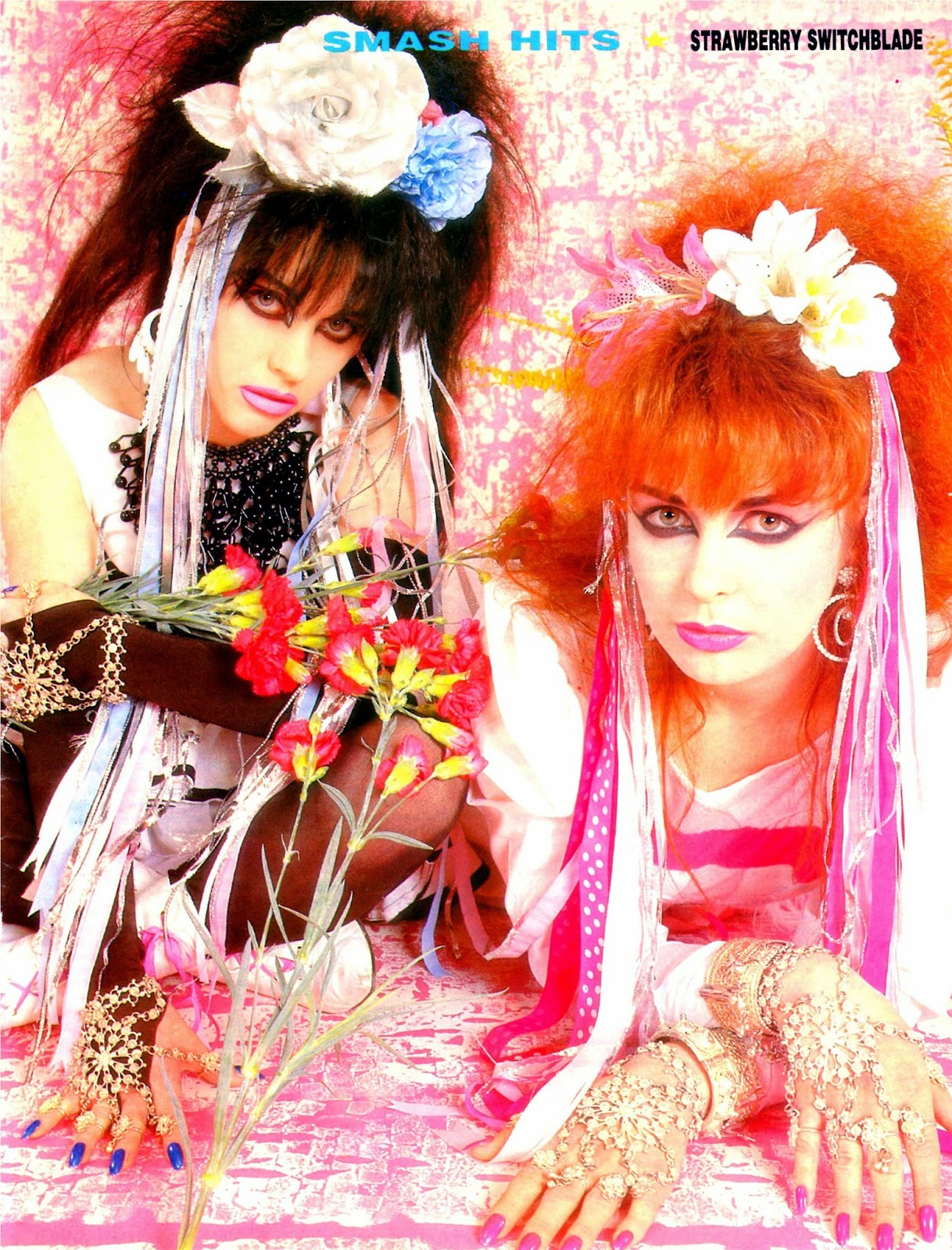 Lansure's Music Paraphernalia: STRAWBERRY SWITCHBLADE