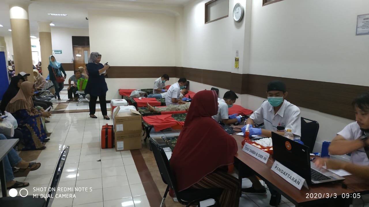 Peringati HUT ke 13, RSU Masmitra Gelar Donor Darah | inijabar.com
