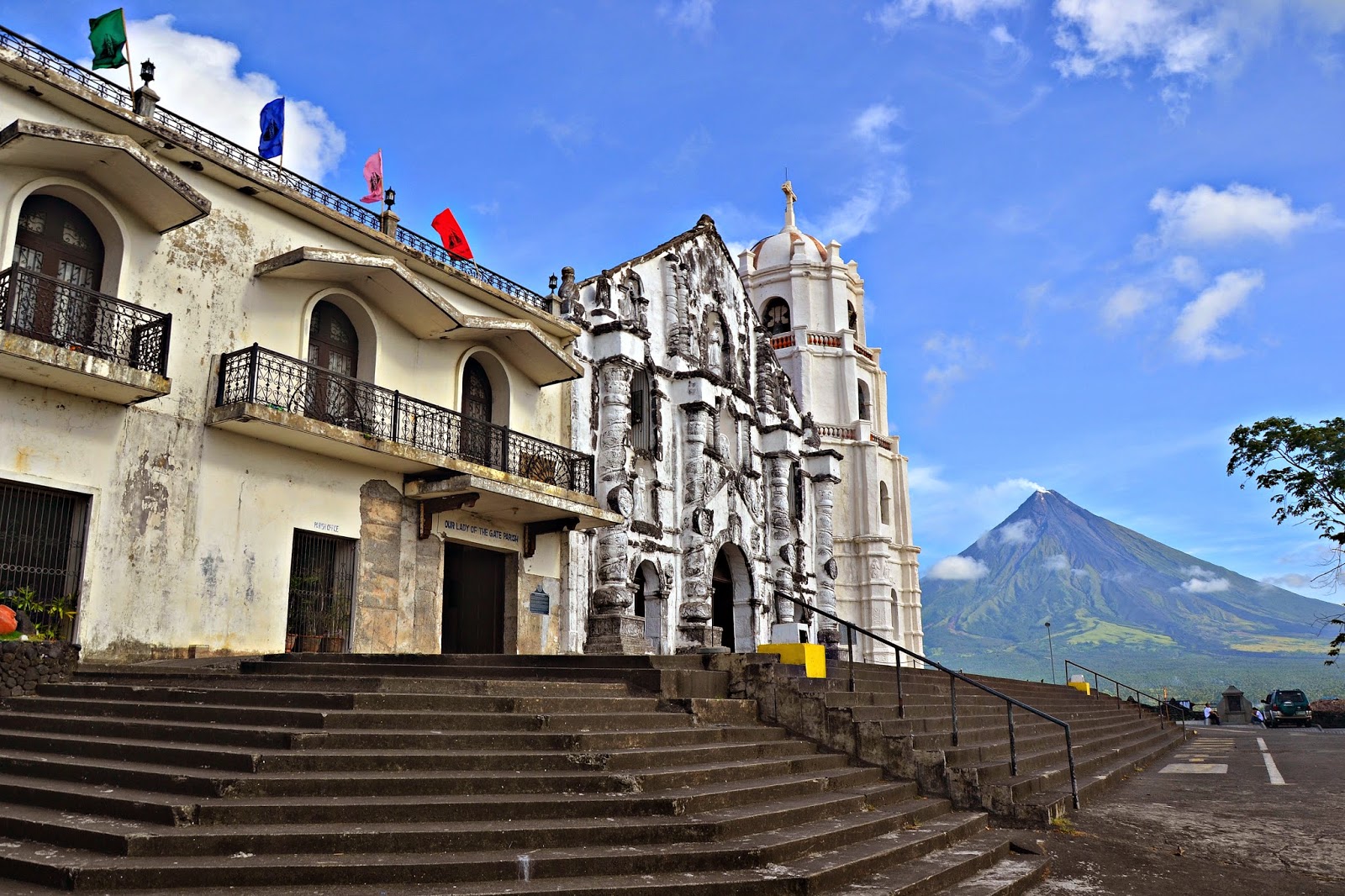 Albay: Daraga Church