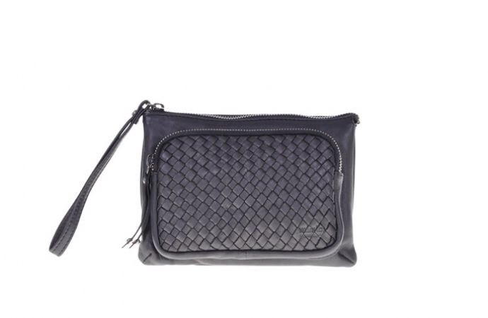 Posted by ANHAZT FEAR DATHUIL at 4:35 PM