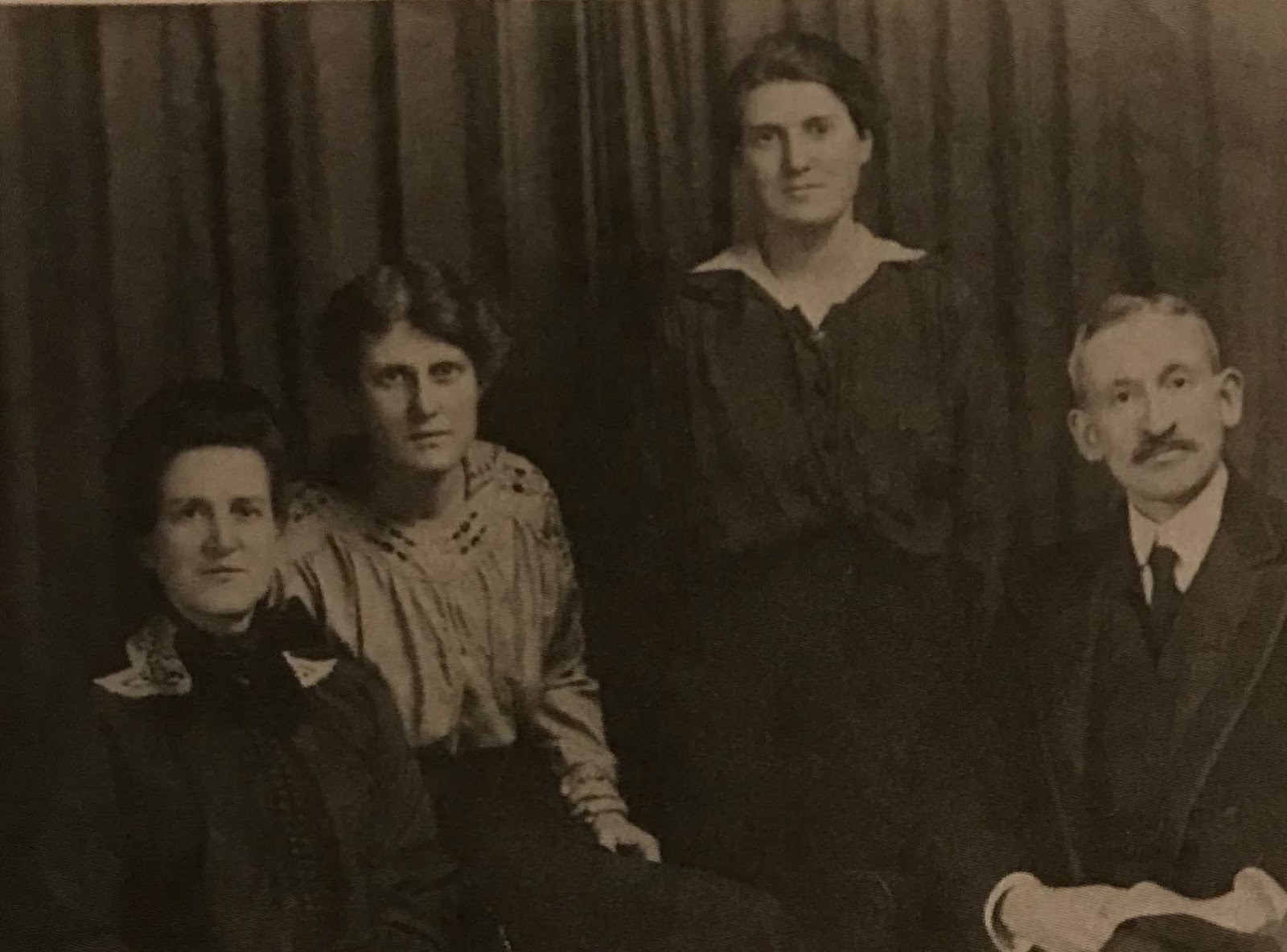 CHRIS RICE COOPER BLOG is ART and HUMANITY Framed In The PhotoFeature ...