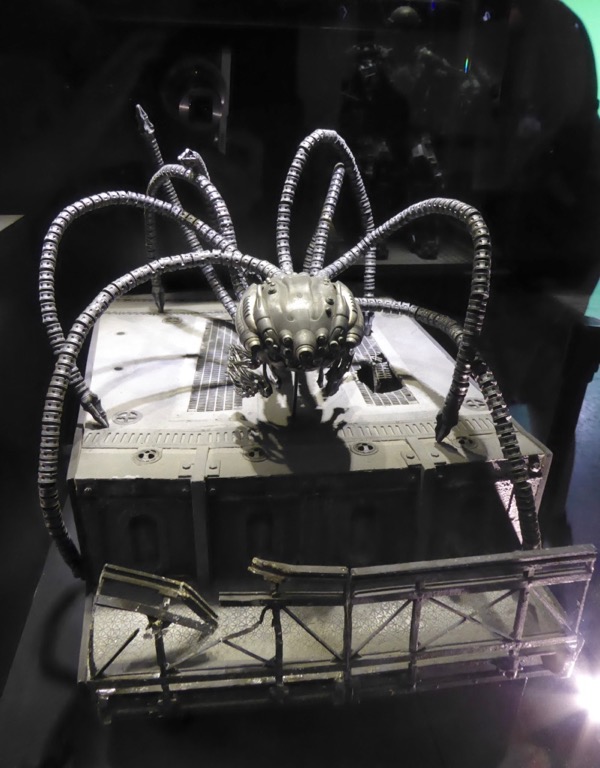 Hollywood Movie Costumes and Props: Models and props from The Matrix ...