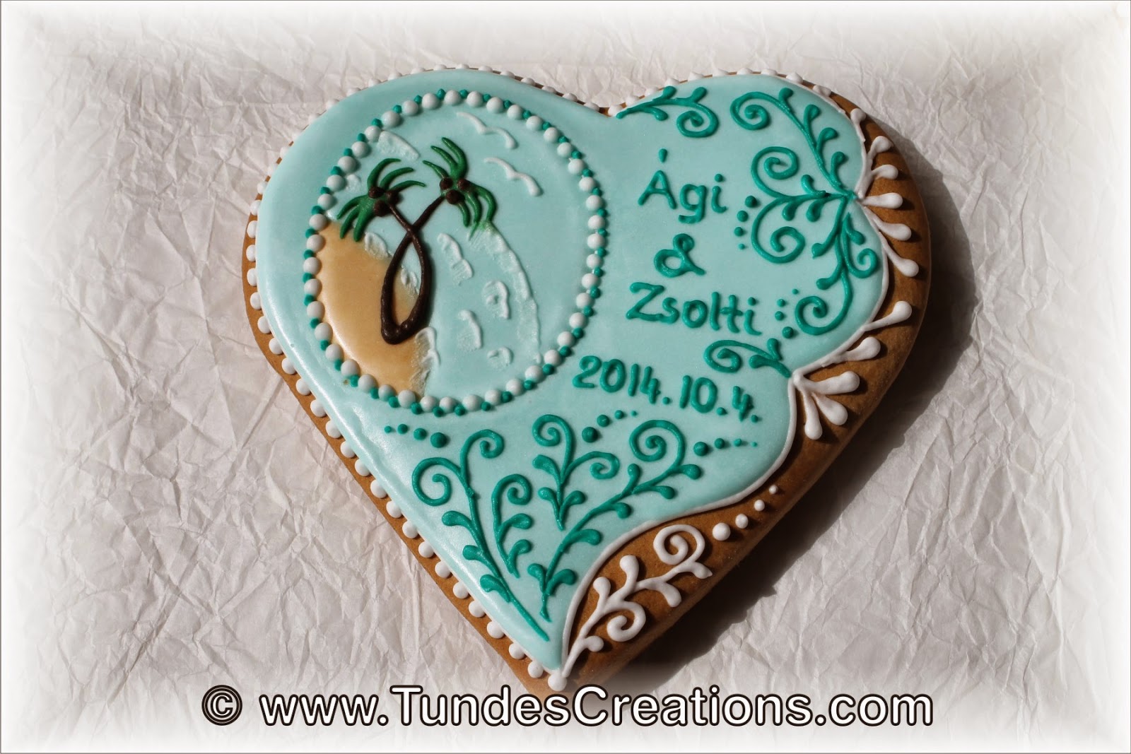 The Gingerbread Artist: Beach wedding cookies