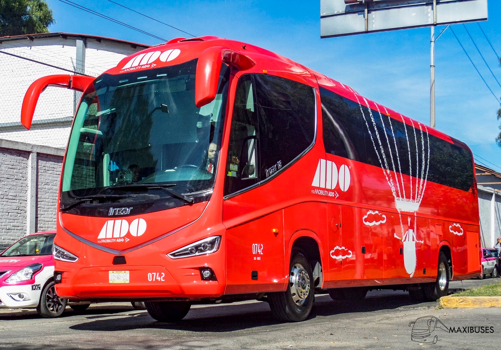 MAXIBUSES: AUTOBUSES DE ORIENTE (ADO)