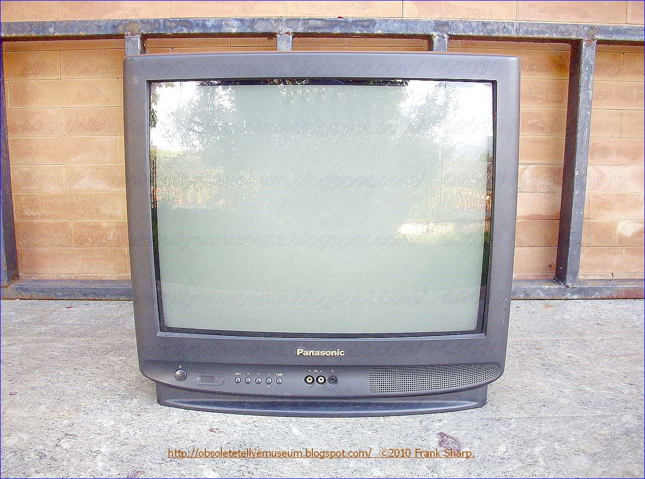 Obsolete Technology Tellye !: PANASONIC TX-21S1TC YEAR 1996.