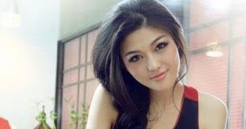 CERITA DEWASA - Nikmatnya Tubuh Si Lina ~ www.UntungQQ.com