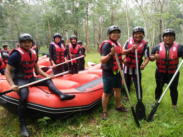 Sungai Selama River Cruise Rafting Di Selama Perak