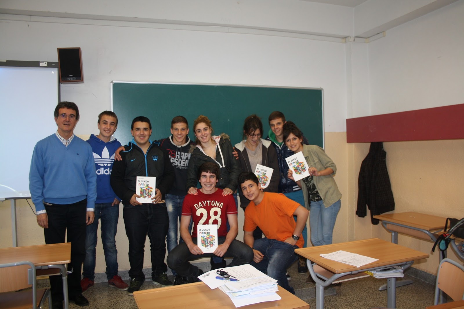 Juan Carlos Martínez: IES Julio Caro Baroja y El Juego Infinito