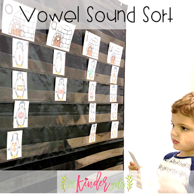 KinderGals: 6 Ways to Use the Pocket Chart in January