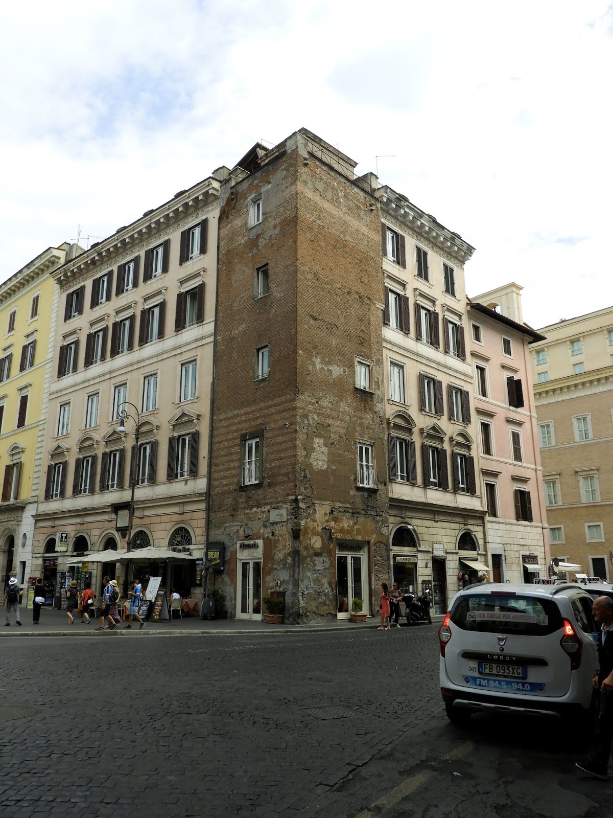 Le torri di Roma - Pazza di Roma