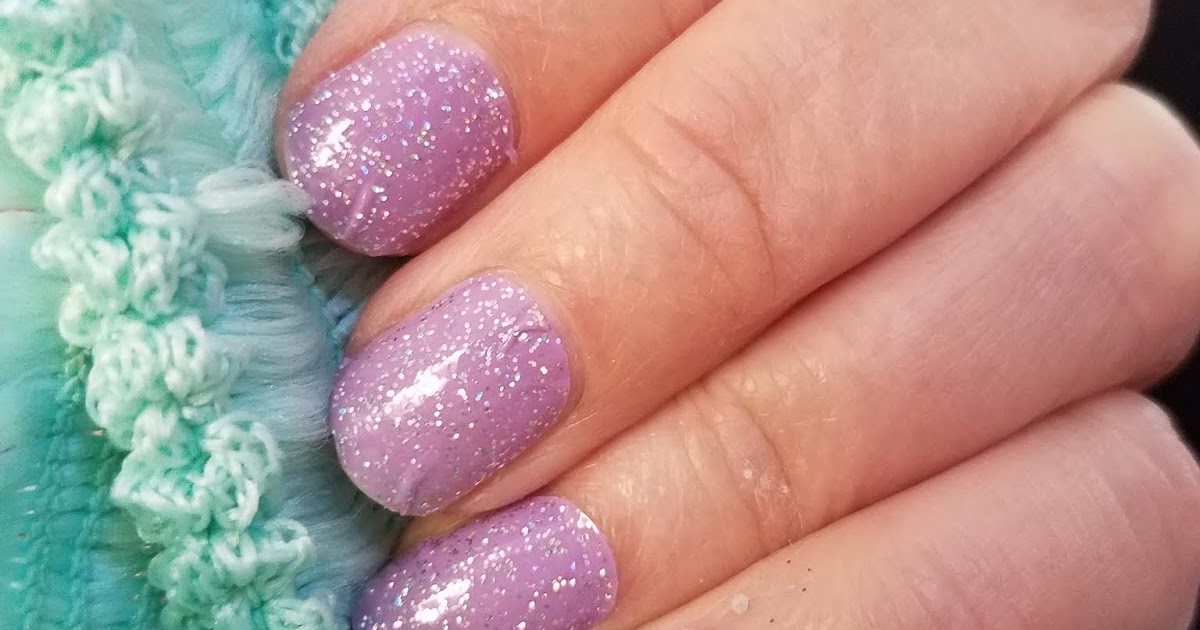 Try Color Street for EASY DIY Manicure or Pedicure | Hines-Sight Blog