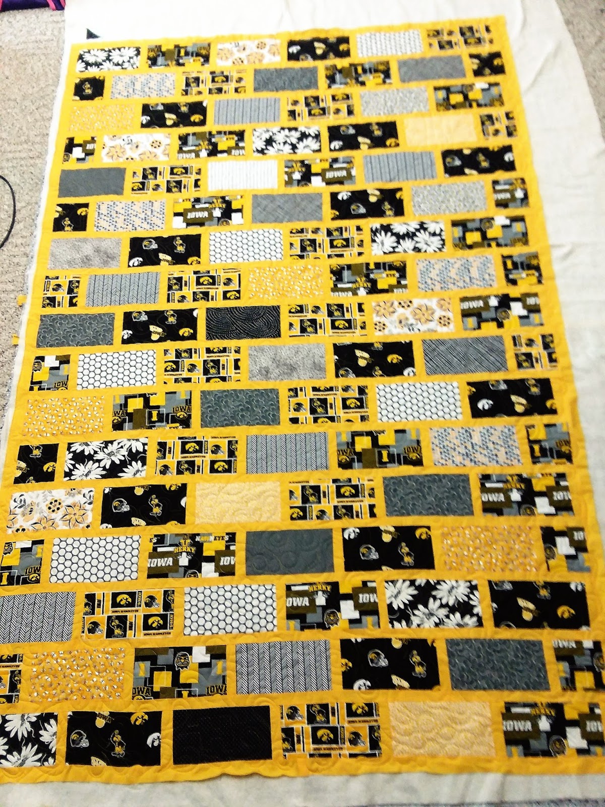 Down To Sew: Iowa Hawkeye quilt