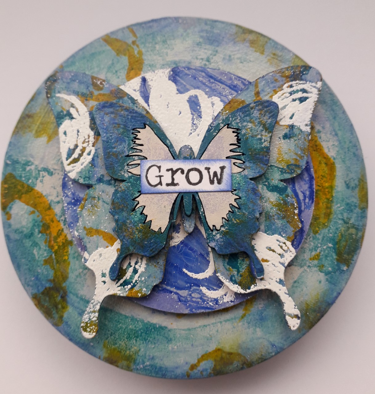 Tando Creative: In the Round theme - Circular Mini Album by Heidi Green