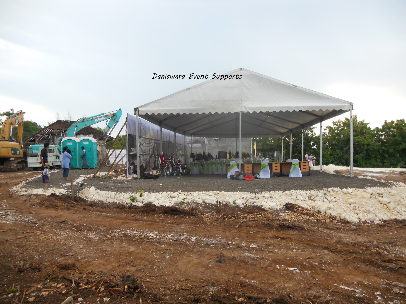 SEWA TENDA DAN PERALATAN PESTA DI BALI: SEWA TENDA DI BALI