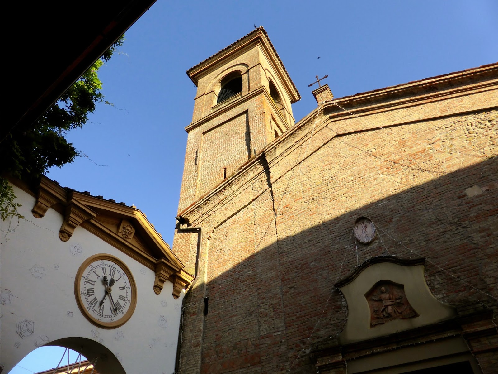 Facciamo un giro in centro?: DOZZA IMOLESE