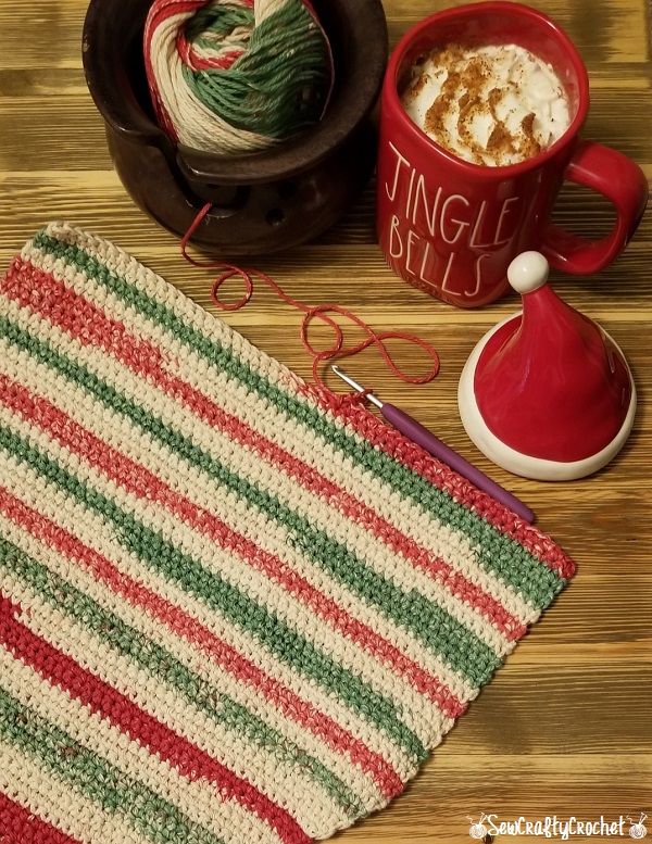 Crochet Christmas Table Runner - Sew Crafty Crochet
