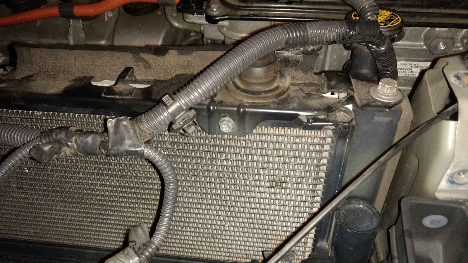 My Page About Random Stuff: Lexus RX400h Radiator replacement