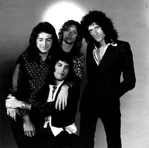 Queen - Volume + The Unusual Guests (Vol.1)