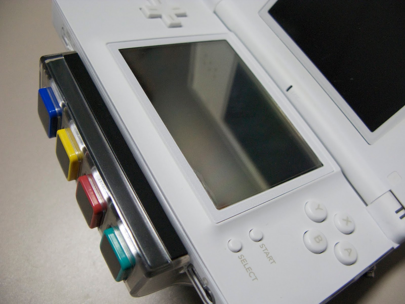 Play hard but live hard too: Cara Bermain GBA di Nintendo DS