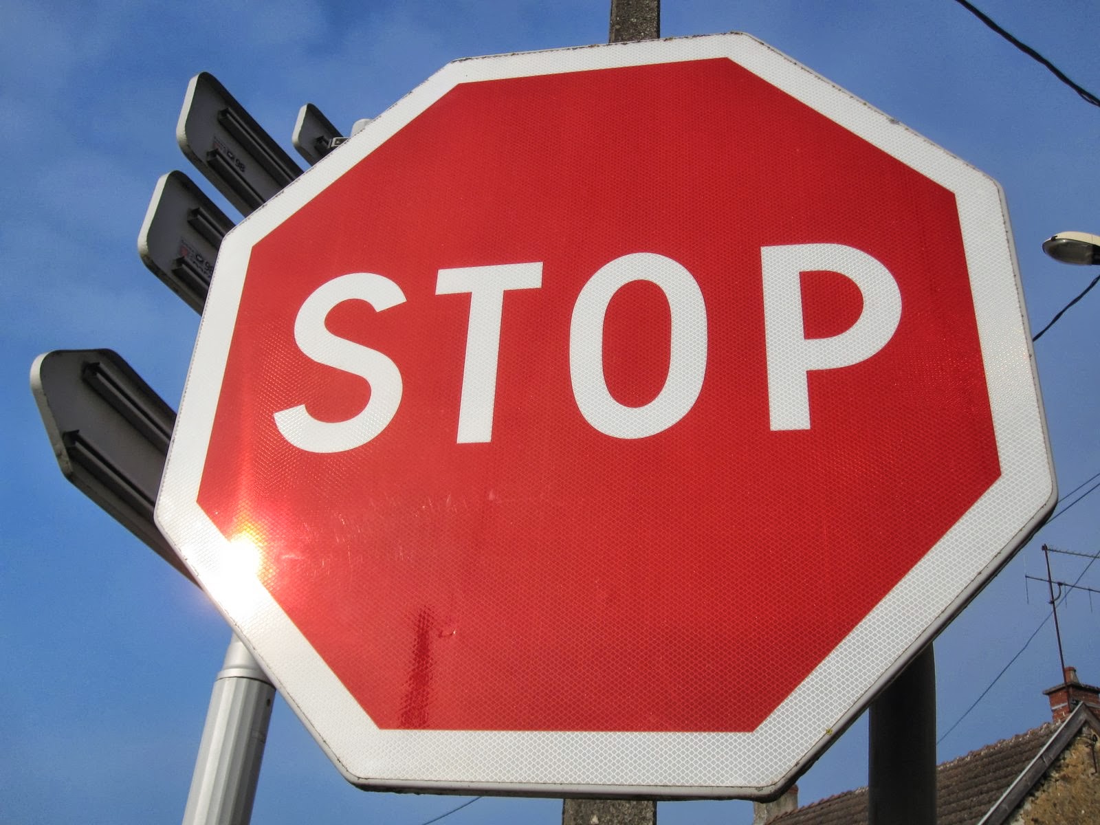 Bobler/Bubbles: Stop op og følg skiltet