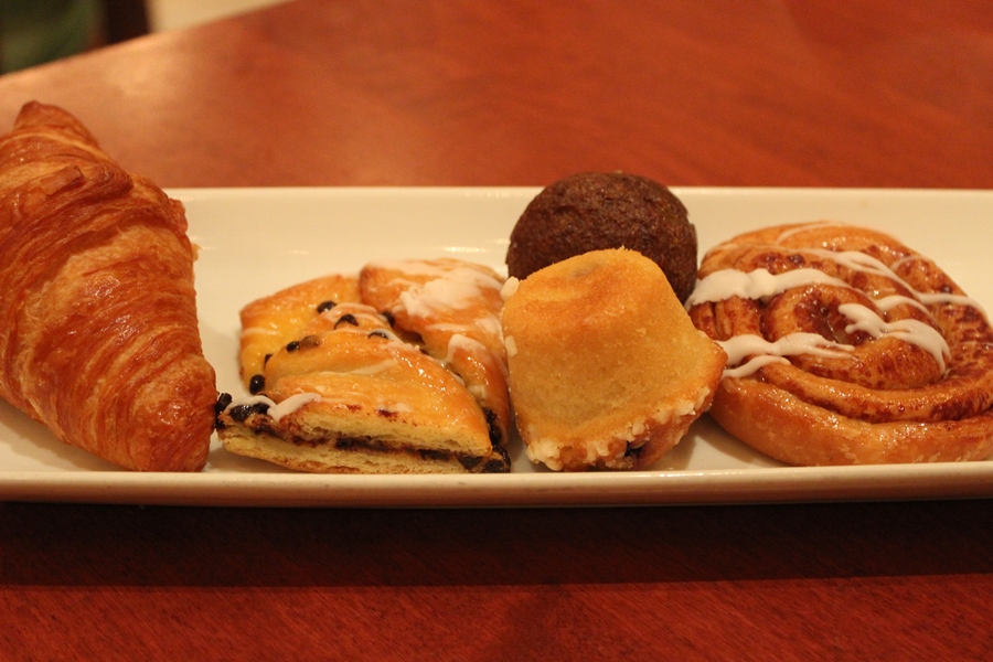 Main Street Gazette: The Banquet's All Prepared