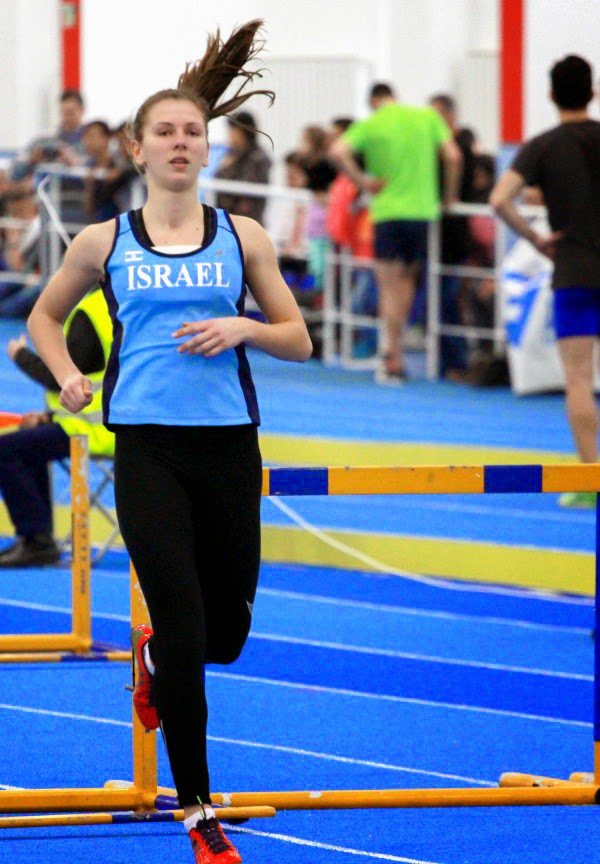 MICA OVALIE 2: ATLETISM / CN INDOOR 2015, ETAPA 2: Beatrice Puiu a ...