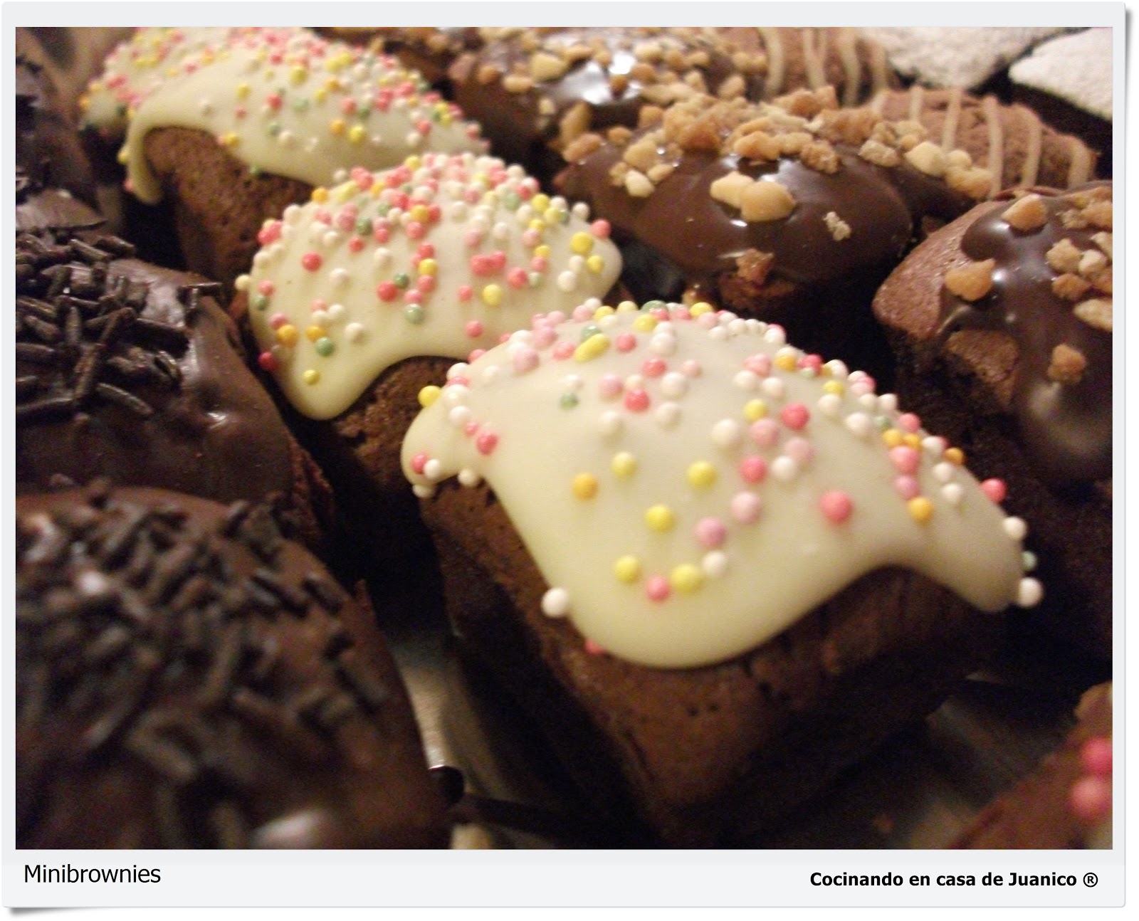 MINI BROWNIES ~ COCINANDO EN CASA DE JUANICO