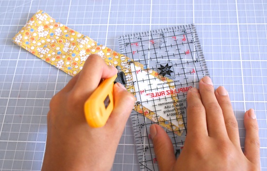 English Paper Piecing Basics: Week 3 // Diamonds; Tutorial & Tips